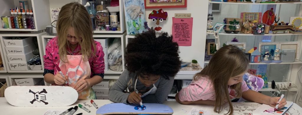 Doodle Art & Design – Art Classes | Art Kits | Art Gallery